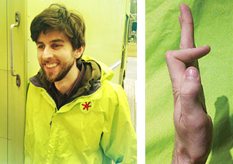 Dave-+-Hand – artverb*